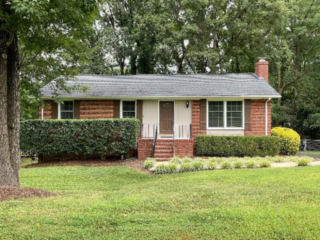 3 Br, 2 bath, Single Family 1506 Rama Rd