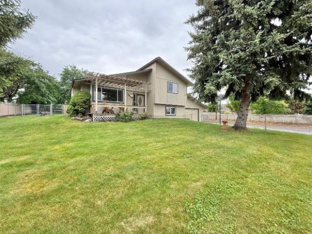 3 Br, 2 bath, Single Family 1510 S Progress Rd