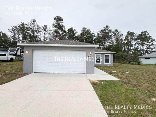 3 Br, 2 bath, Single Family 15137 Sw 61st Court Rd