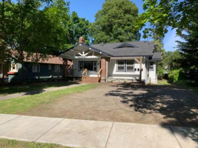 3 Br, 2 bath, Single Family 1513 S Grand Blvd