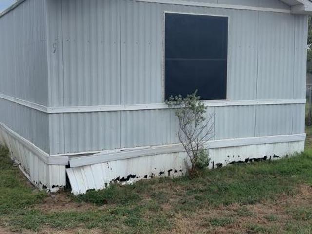 3 Br, 2 bath, Single Family 1517 Gas House Rd