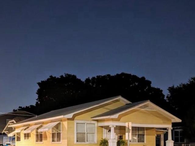 3 Br, 2 bath, Single Family 1520 E 21st Ave