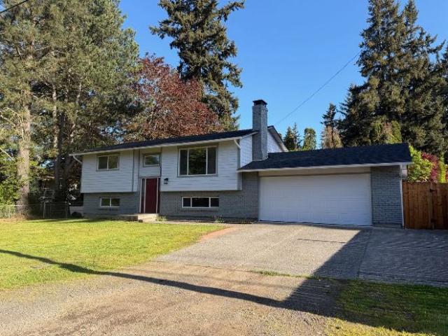 3 Br, 2 bath, Single Family 15300 NE 39th St
