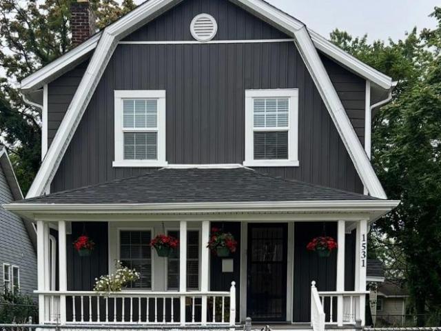 3 Br, 2 bath, Single Family 1531 East Maynard Ave