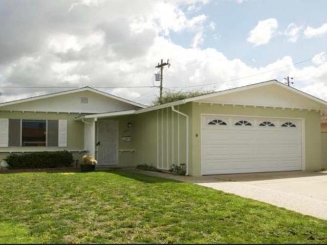 3 Br, 2 bath, Single Family 1534 Ventura Way