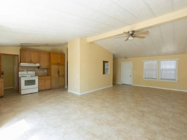 3 Br, 2 bath, Single Family 1541 Sandra Circle