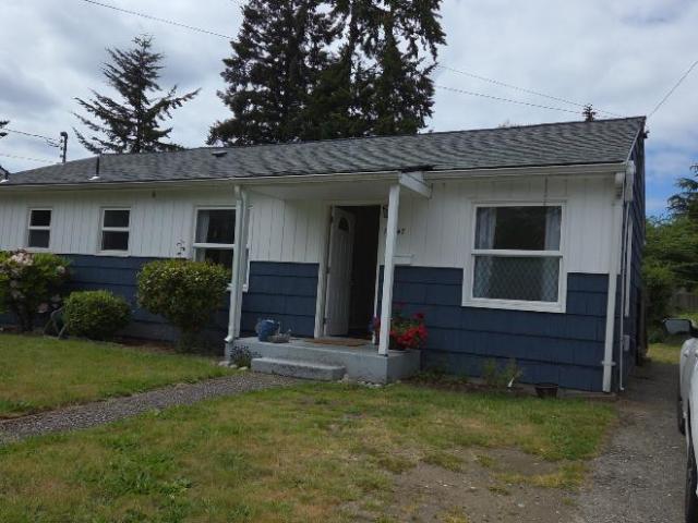 3 Br, 2 bath, Single Family 15547 27th Ave NE