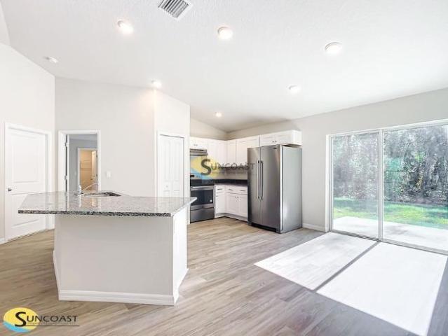 3 Br, 2 bath, Single Family 15542 Sw 46th Cir