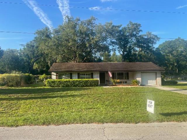 3 Br, 2 bath, Single Family 156 SE Polk Ln