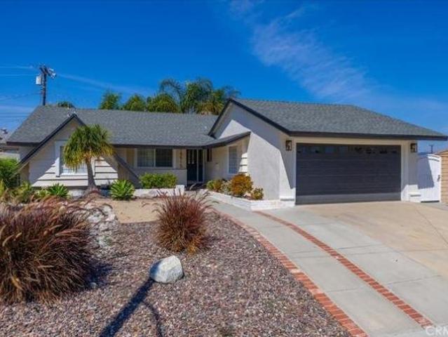 3 Br, 2 bath, Single Family 15815 Silvergrove Dr
