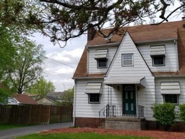 3 Br, 2 bath, Single Family 158 Beechwood Dr
