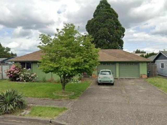 3 Br, 2 bath, Single Family 1595 Scandia St