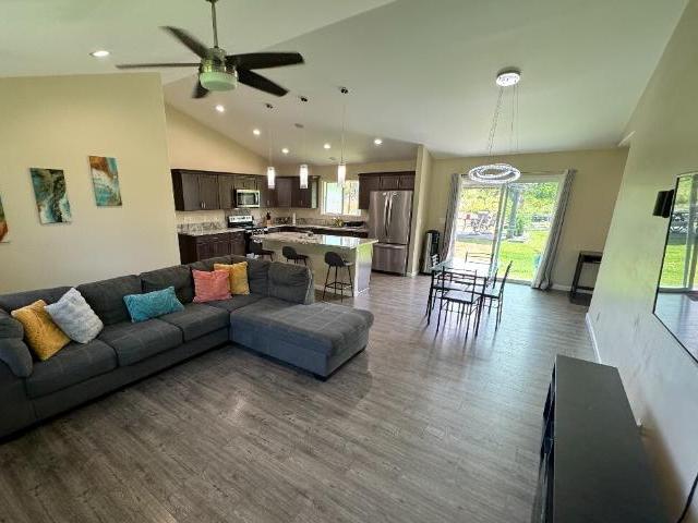 3 Br, 2 bath, Single Family 15 1504 16th Avenue