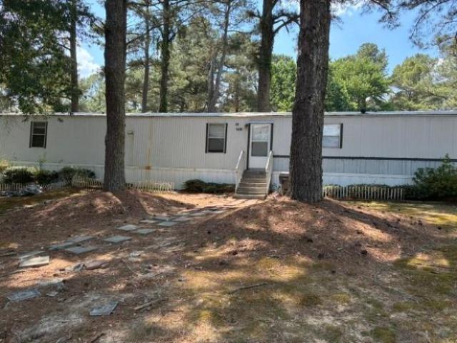 3 Br, 2 bath, Single Family 1600 Stone Stream Dr
