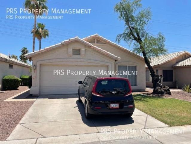 3 Br, 2 bath, Single Family 16031 S 40th Way