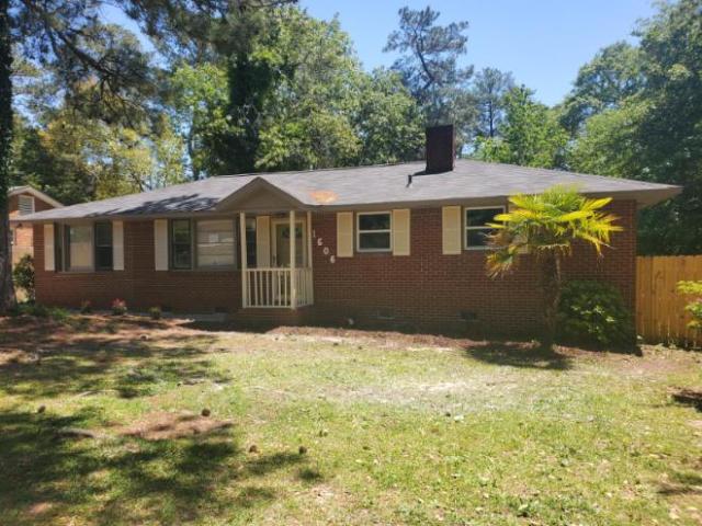 3 Br, 2 bath, Single Family 1606 Crestview Avenue