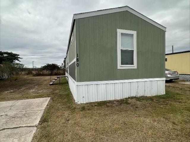 3 Br, 2 bath, Single Family 1615 Us 77 Business
