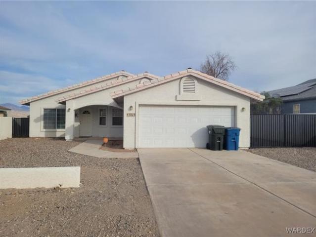3 Br, 2 bath, Single Family 1621 Central Avenue