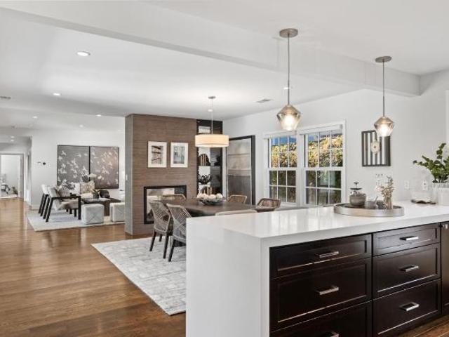 3 Br, 2 bath, Single Family 1625 Coronado Way