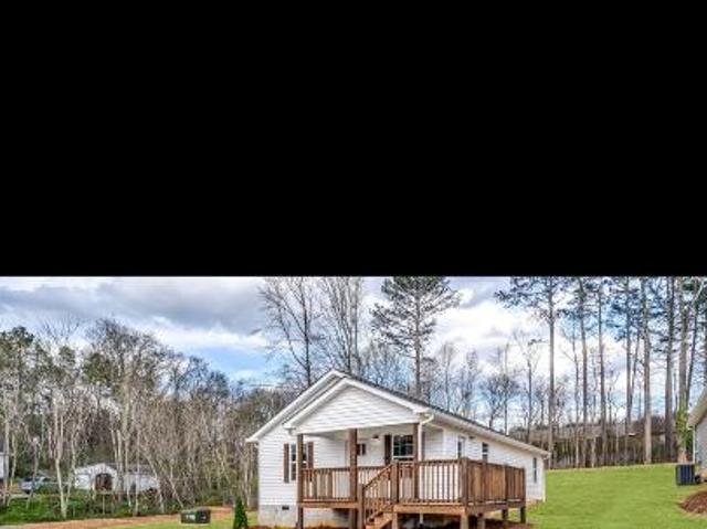 3 Br, 2 bath, Single Family 1628 Waring Rd NW