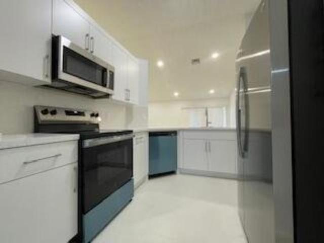 3 Br, 2 bath, Single Family 1630 Zenith Way
