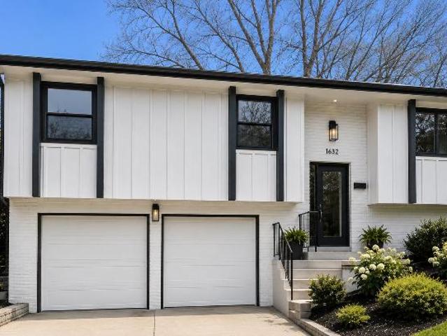 3 Br, 2 bath, Single Family 1632 S Kenwood St