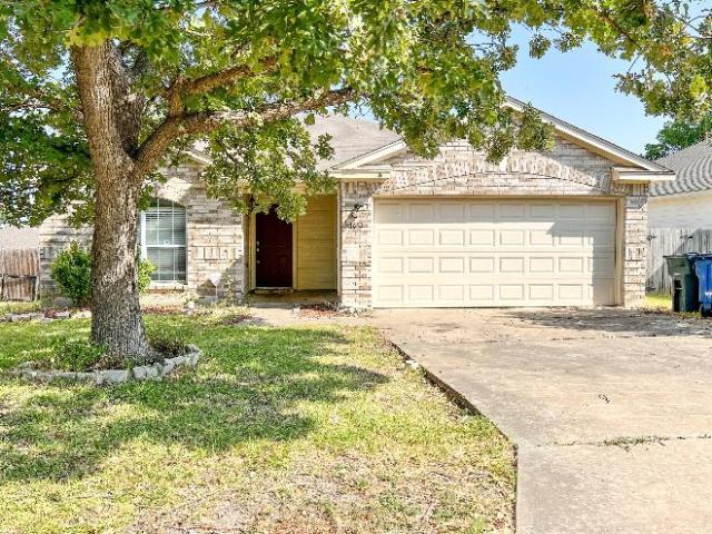 3 Br, 2 bath, Single Family 1632 Sunneyrest Circle