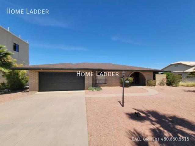 3 Br, 2 bath, Single Family 16336 E Bainbridge Ave