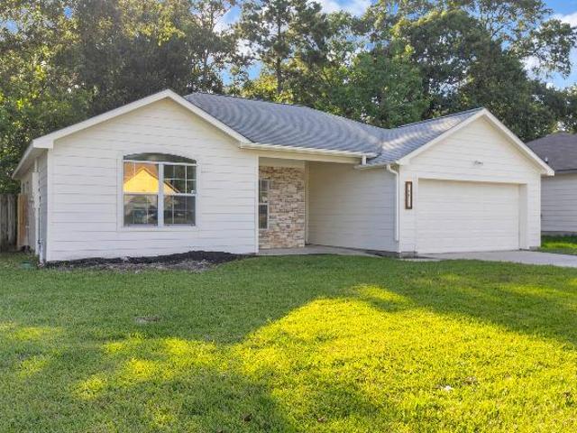 3 Br, 2 bath, Single Family 16413 Danika Oak Dr