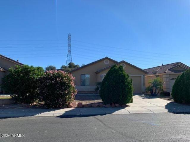 3 Br, 2 bath, Single Family 16431 N 113th Avenue