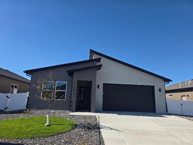 3 Br, 2 bath, Single Family 1670 Rusty Rivet Road