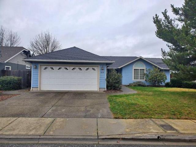 3 Br, 2 bath, Single Family 1674 Nunnwood Ln