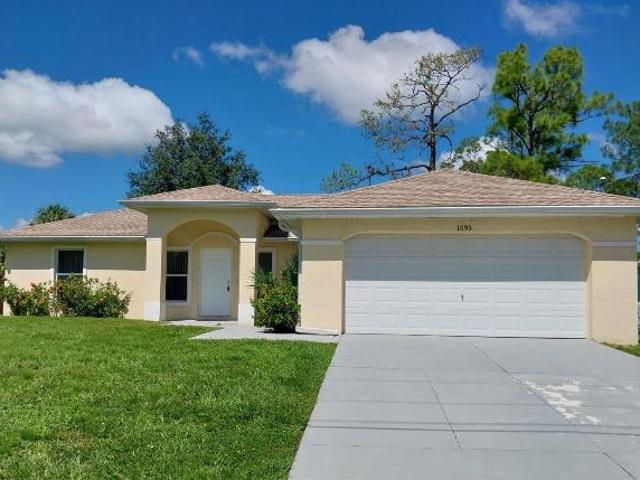3 Br, 2 bath, Single Family 1695 Gauguin Rd