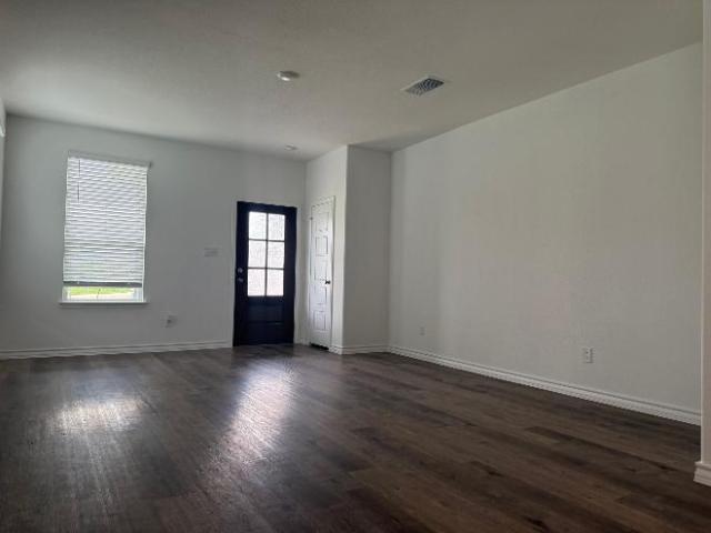 3 Br, 2 bath, Single Family 1696 Quiet Teal