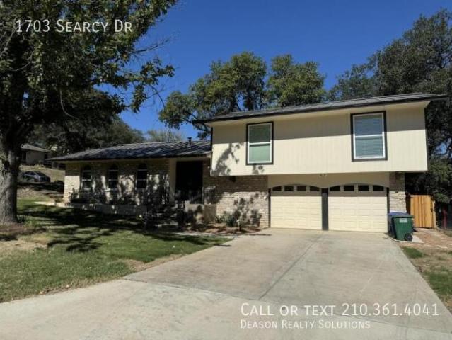 3 Br, 2 bath, Single Family 1703 Searcy Dr