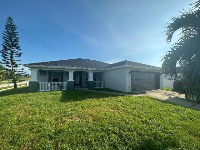 3 Br, 2 bath, Single Family 1706 Kismet Pkwy E