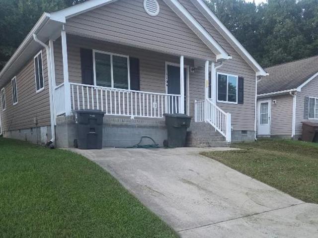 3 Br, 2 bath, Single Family 1706 Hertford Street