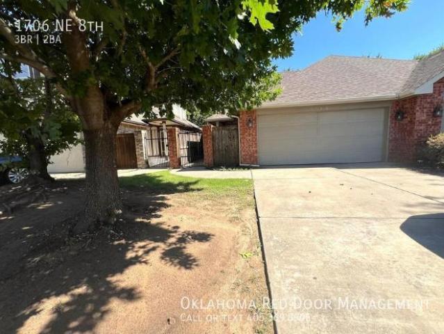 3 Br, 2 bath, Single Family 1706 Ne 8th