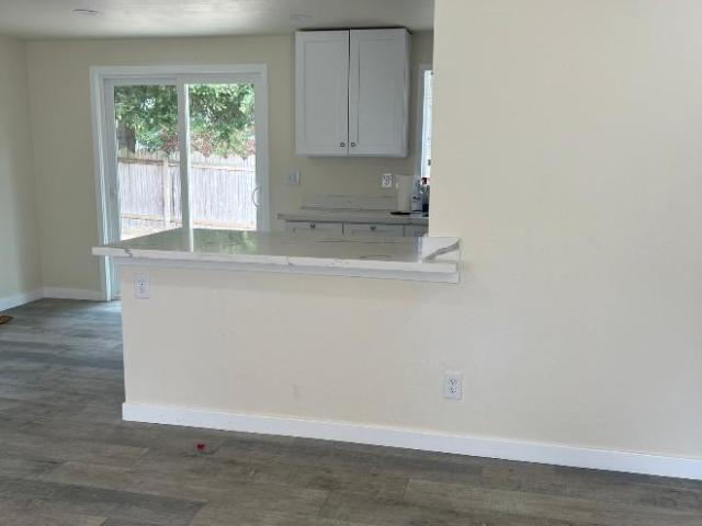 3 Br, 2 bath, Single Family 17116 125th Pl SE