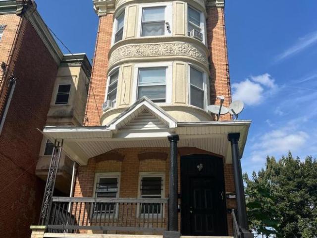 3 Br, 2 bath, Single Family 1711 West Tioga Street