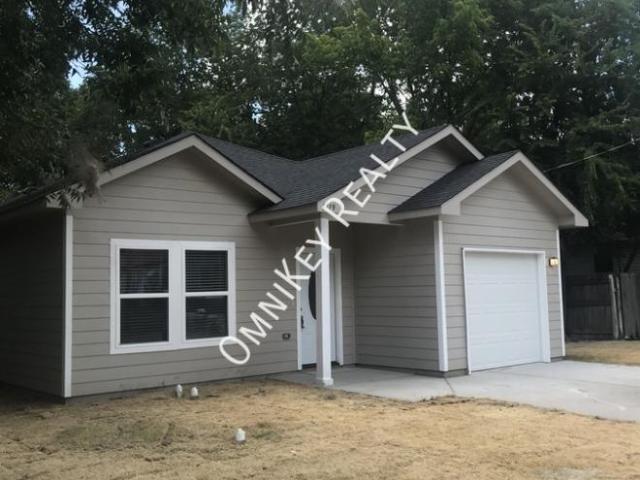 3 Br, 2 bath, Single Family 1719 Park St