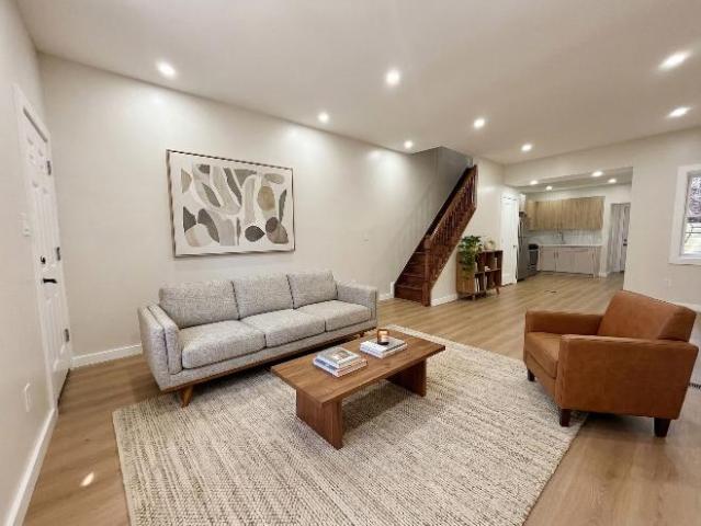 3 Br, 2 bath, Single Family 1729 Lecount St
