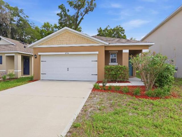 3 Br, 2 bath, Single Family 1732 Shadow Trace Way