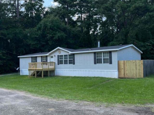 3 Br, 2 bath, Single Family 177 Neches Drive