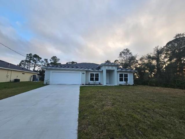 3 Br, 2 bath, Single Family 17411 Reaper Ave