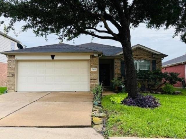 3 Br, 2 bath, Single Family 17439 Prospect Meadows