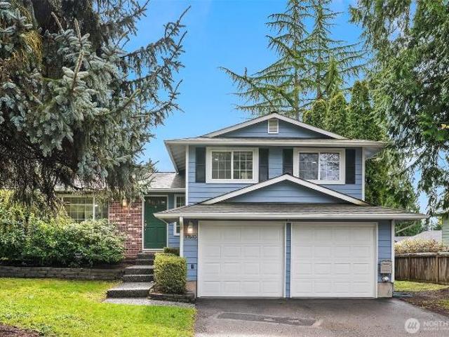 3 Br, 2 bath, Single Family 17615 Brook Blvd