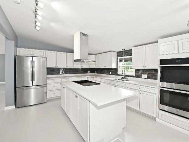 3 Br, 2 bath, Single Family 1765 Jenkins Printing Dr