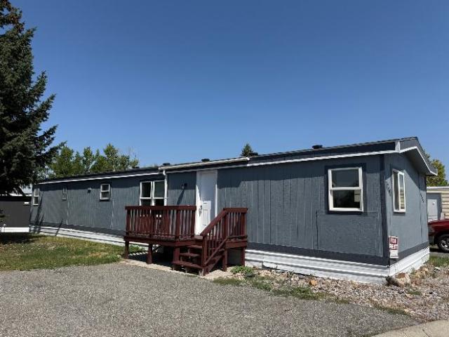 3 Br, 2 bath, Single Family 1770 Easy St