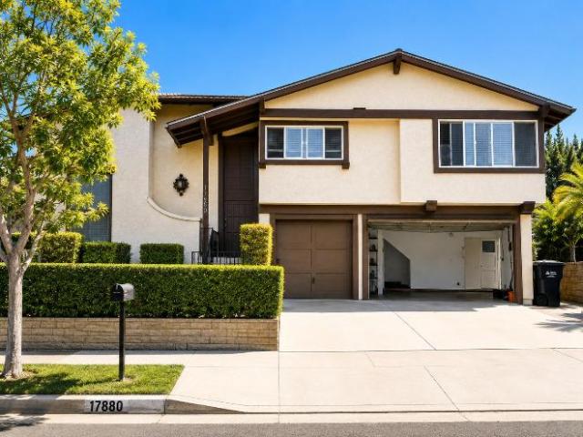 3 Br, 2 bath, Single Family 17880 Gallineta St